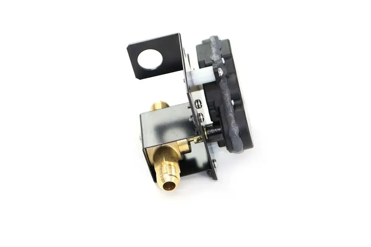 Bobcat Cab Heater Valve with Fittings for Loaders - 7100019 - Westerra ...